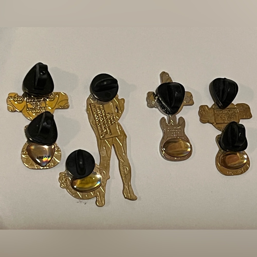Limited Edition Hard Rock Cafe Pins. - Gem
